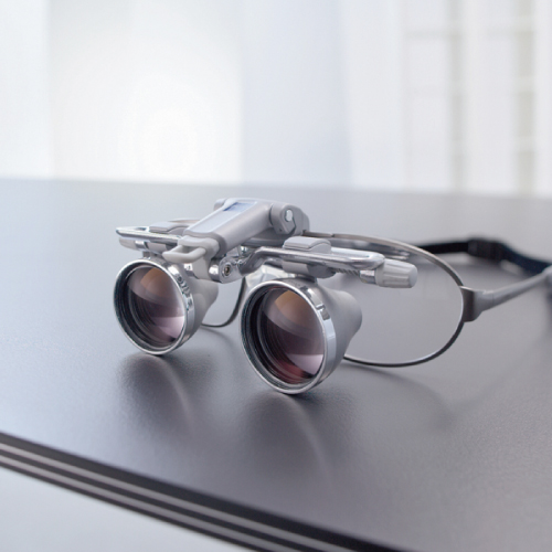 双眼ルーペ EyeMag Smart | 白水貿易株式会社